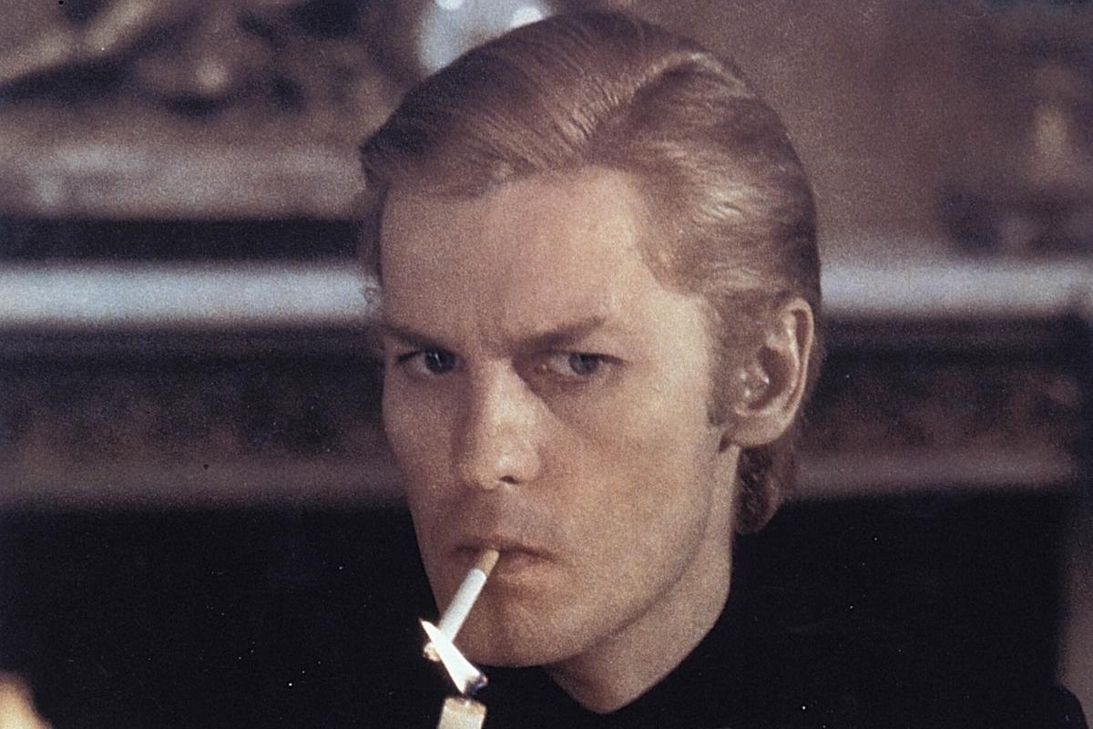 È morto Helmut Berger, il leggendario attore di Ludwig e La caduta ...
